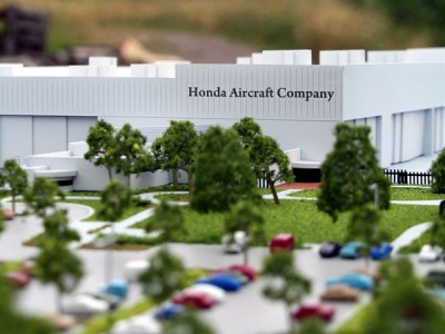 Architectural Model of Honda Aircraft Headquarters - KiwiMill Portfolio